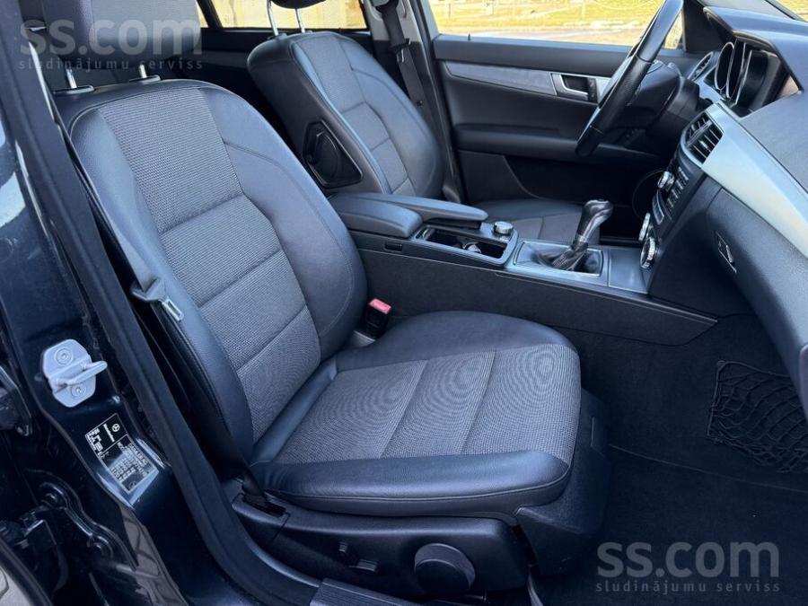 Melns Mercedes-Benz C 200 2011 Rīga, ar dzinēja tilpumu 2.20 L un nobraukumu 350 tūkst. km par 5490 €, foto 13 vietnē AUTOMOTO.COM.LV