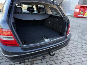 Melns Mercedes-Benz C 200 2011 Rīga, ar dzinēja tilpumu 2.20 L un nobraukumu 350 tūkst. km par 5490 €, foto 16 vietnē AUTOMOTO.COM.LV