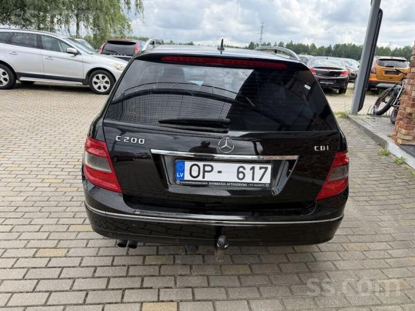 Melns Mercedes-Benz C 200 2011 Talsi, ar dzinēja tilpumu 2.20 L un nobraukumu 301 tūkst. km par 5770 €, foto 3 vietnē AUTOMOTO.COM.LV