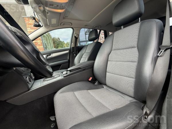 Melns Mercedes-Benz C 200 2011 Talsi, ar dzinēja tilpumu 2.20 L un nobraukumu 301 tūkst. km par 5770 €, foto 7 vietnē AUTOMOTO.COM.LV