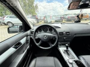Melns Mercedes-Benz C 200 2011 Talsi, ar dzinēja tilpumu 2.20 L un nobraukumu 301 tūkst. km par 5770 €, foto 11 vietnē AUTOMOTO.COM.LV
