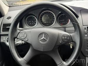 Melns Mercedes-Benz C 200 2011 Talsi, ar dzinēja tilpumu 2.20 L un nobraukumu 301 tūkst. km par 5770 €, foto 12 vietnē AUTOMOTO.COM.LV