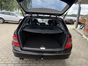Melns Mercedes-Benz C 200 2011 Talsi, ar dzinēja tilpumu 2.20 L un nobraukumu 301 tūkst. km par 5770 €, foto 15 vietnē AUTOMOTO.COM.LV