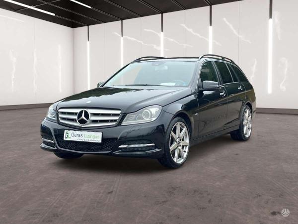 Black Mercedes-Benz C 200 2012 in Vilnius, with an engine capacity of 2.14 L and mileage of 273 thousand km for 5900 €, photo 1 on AUTOMOTO.COM.LV