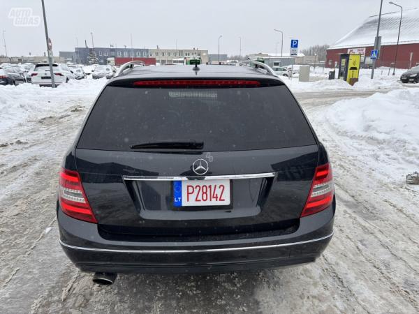 Melns Mercedes-Benz C 200 2012 Šauļi, ar dzinēja tilpumu 2.20 L un nobraukumu 380 tūkst. km par 4450 €, foto 6 vietnē AUTOMOTO.COM.LV