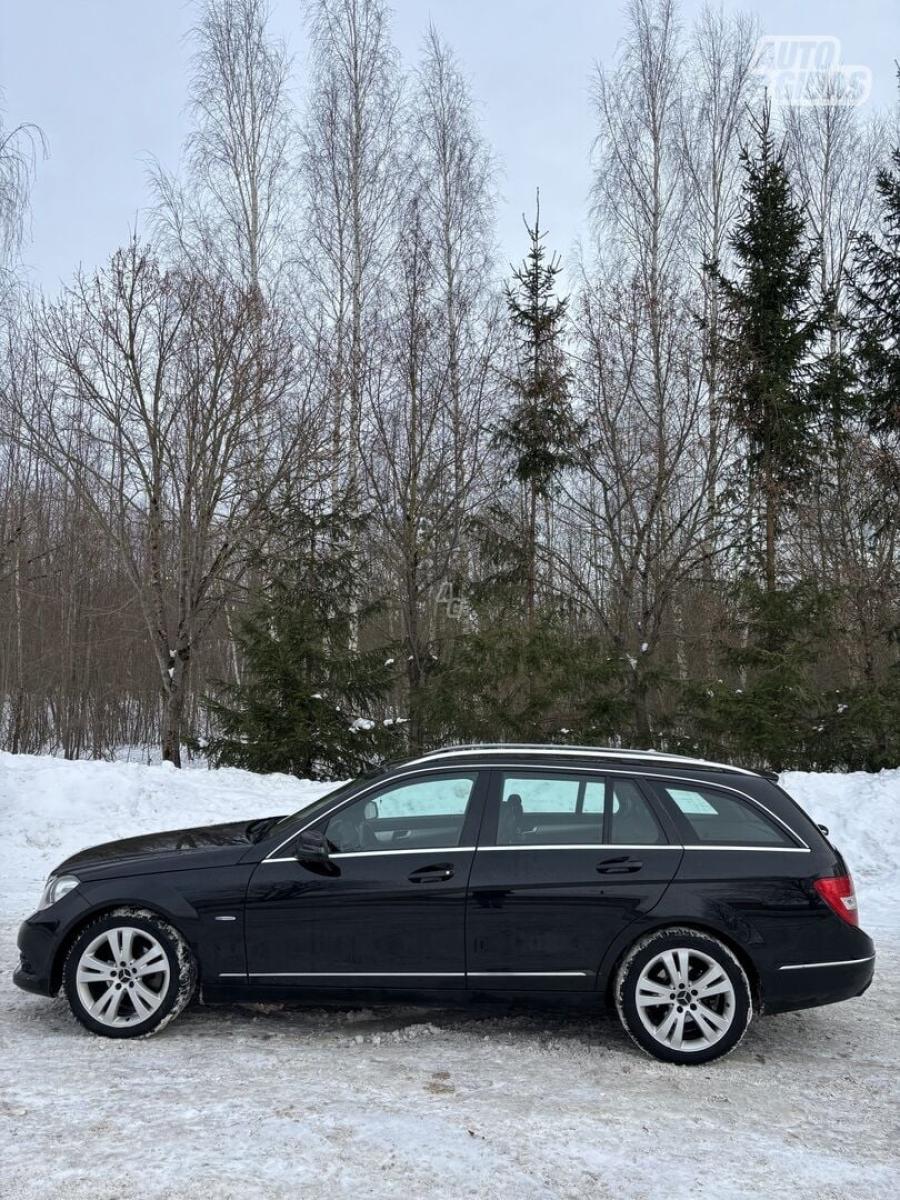 Black Mercedes-Benz C 200 2012 in Vilnius, with an engine capacity of 2.10 L and mileage of 455 thousand km for 5700 €, photo 2 on AUTOMOTO.COM.LV