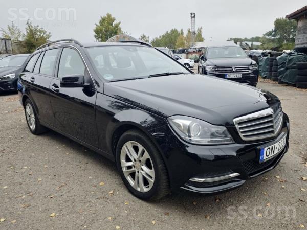 Melns Mercedes-Benz C 200 2012 Rīga, ar dzinēja tilpumu 2.20 L un nobraukumu 0 tūkst. km par 4550 €, foto 3 vietnē AUTOMOTO.COM.LV
