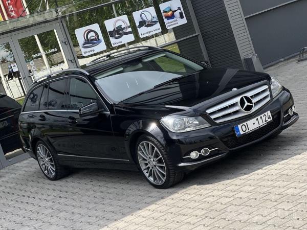 Melns Mercedes-Benz C 200 2013 Jēkabpils, ar dzinēja tilpumu 2.00 L un nobraukumu 302 tūkst. km par 6300 €, foto 5 vietnē AUTOMOTO.COM.LV