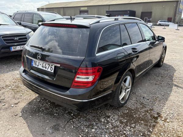 Melns Mercedes-Benz C 200 2013 Rīga, ar dzinēja tilpumu 2.10 L un nobraukumu 284 tūkst. km par 3915 €, foto 3 vietnē AUTOMOTO.COM.LV