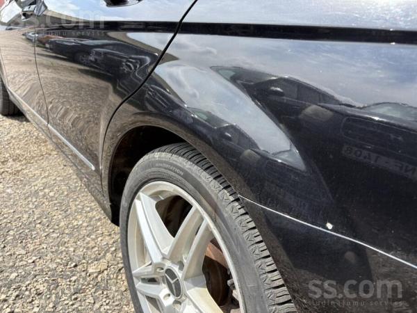 Melns Mercedes-Benz C 200 2013 Rīga, ar dzinēja tilpumu 2.10 L un nobraukumu 284 tūkst. km par 3915 €, foto 5 vietnē AUTOMOTO.COM.LV