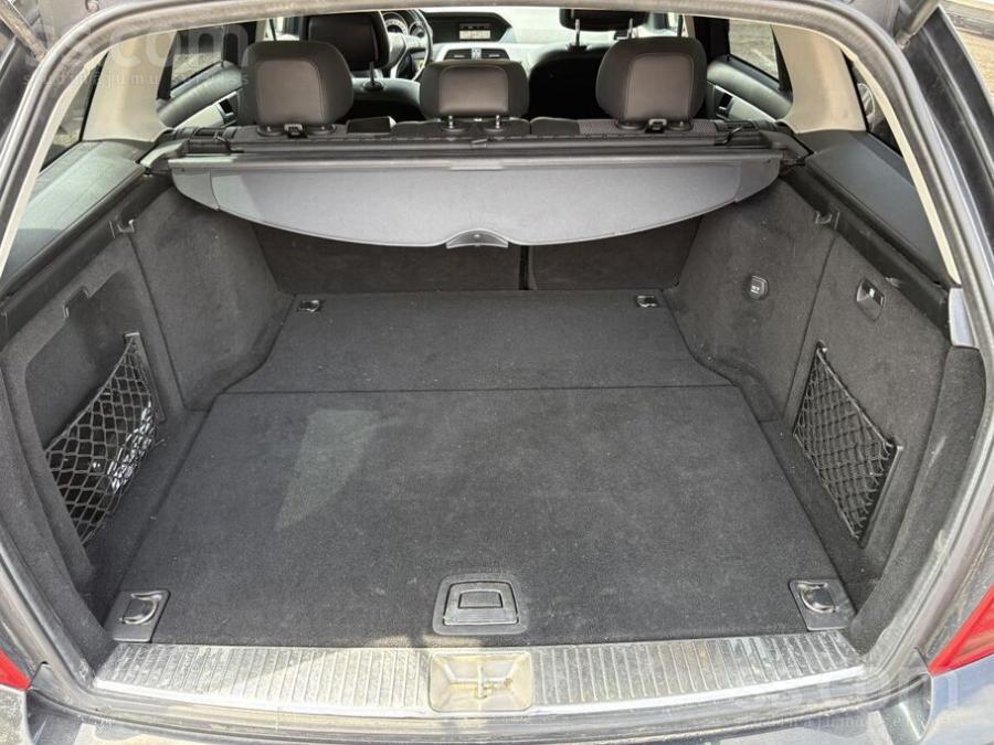Melns Mercedes-Benz C 200 2013 Rīga, ar dzinēja tilpumu 2.10 L un nobraukumu 284 tūkst. km par 3915 €, foto 12 vietnē AUTOMOTO.COM.LV
