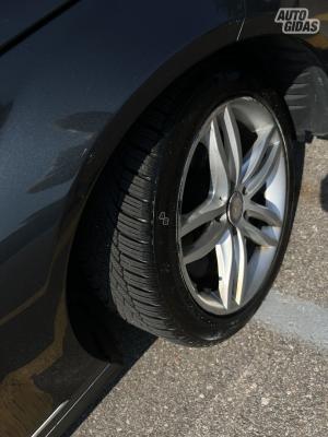 Melns Mercedes-Benz C 200 2013 Kauņa, ar dzinēja tilpumu 2.10 L un nobraukumu 392 tūkst. km par 2700 €, foto 11 vietnē AUTOMOTO.COM.LV