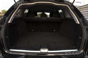 Black Mercedes-Benz C 200 2015 in Jelgava, with an engine capacity of 1.60 L and mileage of 270 thousand km for 11500 €, photo 12 on AUTOMOTO.COM.LV