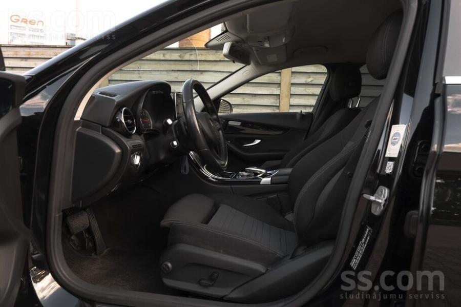 Black Mercedes-Benz C 200 2015 in Jelgava, with an engine capacity of 1.60 L and mileage of 270 thousand km for 11500 €, photo 13 on AUTOMOTO.COM.LV