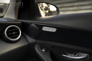 Black Mercedes-Benz C 200 2015 in Jelgava, with an engine capacity of 1.60 L and mileage of 270 thousand km for 11500 €, photo 21 on AUTOMOTO.COM.LV