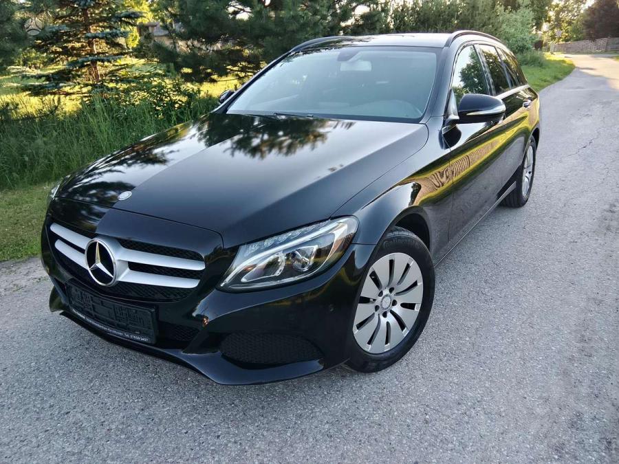 Melns Mercedes-Benz C 200 2015 Kauņa, ar dzinēja tilpumu 1.60 L un nobraukumu 320 tūkst. km par 7399 €, foto 1 vietnē AUTOMOTO.COM.LV