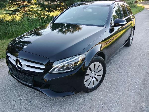Black Mercedes-Benz C 200 2015 in Kaunas, with an engine capacity of 1.60 L and mileage of 320 thousand km for 7399 €, photo 10 on AUTOMOTO.COM.LV