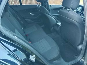 Melns Mercedes-Benz C 200 2015 Kauņa, ar dzinēja tilpumu 1.60 L un nobraukumu 320 tūkst. km par 7399 €, foto 15 vietnē AUTOMOTO.COM.LV