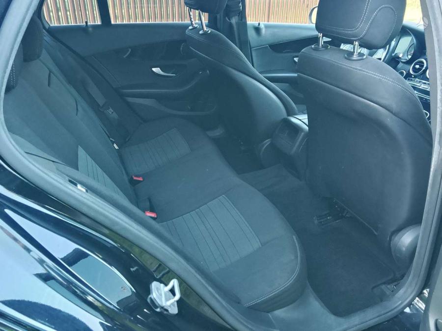 Melns Mercedes-Benz C 200 2015 Kauņa, ar dzinēja tilpumu 1.60 L un nobraukumu 320 tūkst. km par 7399 €, foto 15 vietnē AUTOMOTO.COM.LV