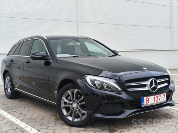 Melns Mercedes-Benz C 200 2015 Rīga, ar dzinēja tilpumu 1.60 L un nobraukumu 0 tūkst. km par 8999 €, foto 4 vietnē AUTOMOTO.COM.LV