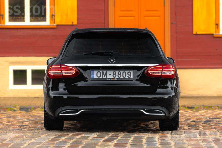 Melns Mercedes-Benz C 200 2015 Jelgava, ar dzinēja tilpumu 1.60 L un nobraukumu 259 tūkst. km par 12750 €, foto 6 vietnē AUTOMOTO.COM.LV