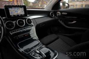 Melns Mercedes-Benz C 200 2015 Jelgava, ar dzinēja tilpumu 1.60 L un nobraukumu 259 tūkst. km par 12750 €, foto 19 vietnē AUTOMOTO.COM.LV