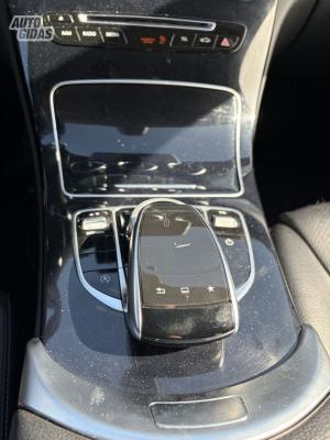 Black Mercedes-Benz C 200 2015 in Vilnius, with an engine capacity of 1.60 L and mileage of 235 thousand km for 8999 €, photo 18 on AUTOMOTO.COM.LV