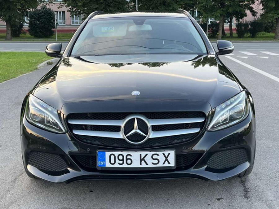 Melns Mercedes-Benz C 200 2015 Narva, ar dzinēja tilpumu 1.60 L un nobraukumu 268 tūkst. km par 7999 €, foto 4 vietnē AUTOMOTO.COM.LV