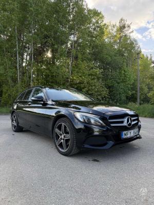 Black Mercedes-Benz C 200 2015 in Vilnius, with an engine capacity of 1.60 L and mileage of 485 thousand km for 8000 €, photo  on AUTOMOTO.COM.LV