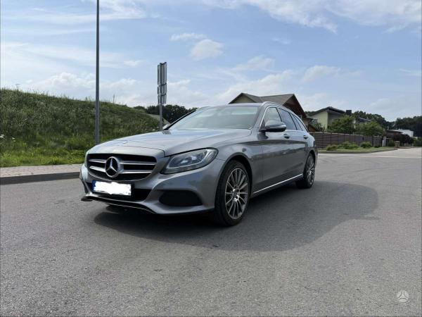 Black Mercedes-Benz C 200 2016 in Kaunas, with an engine capacity of 2.10 L and mileage of 246 thousand km for 8999 €, photo 1 on AUTOMOTO.COM.LV