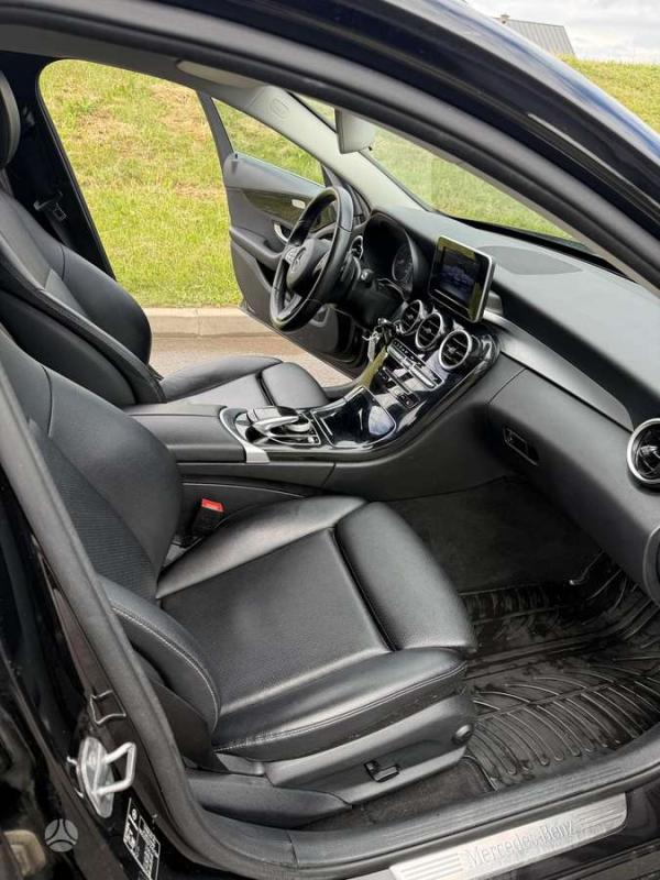Black Mercedes-Benz C 200 2016 in Kaunas, with an engine capacity of 2.10 L and mileage of 246 thousand km for 8999 €, photo 10 on AUTOMOTO.COM.LV
