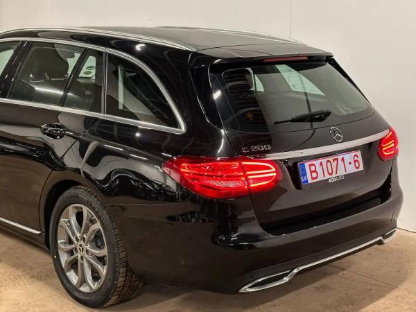 Melns Mercedes-Benz C 200 2017 Jūrmala, ar dzinēja tilpumu 2.20 L un nobraukumu 272 tūkst. km par 12995 €, foto 8 vietnē AUTOMOTO.COM.LV
