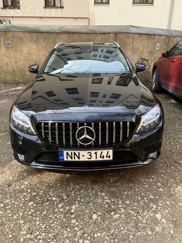 Melns Mercedes-Benz C 200 2019 Rīga, ar dzinēja tilpumu 1.60 L un nobraukumu 185 tūkst. km par 14990 €, foto 4 vietnē AUTOMOTO.COM.LV