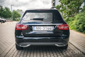 Black Mercedes-Benz C 200 2019 in Riga, with an engine capacity of 1.60 L and mileage of 185 thousand km for 14990 €, photo 6 on AUTOMOTO.COM.LV