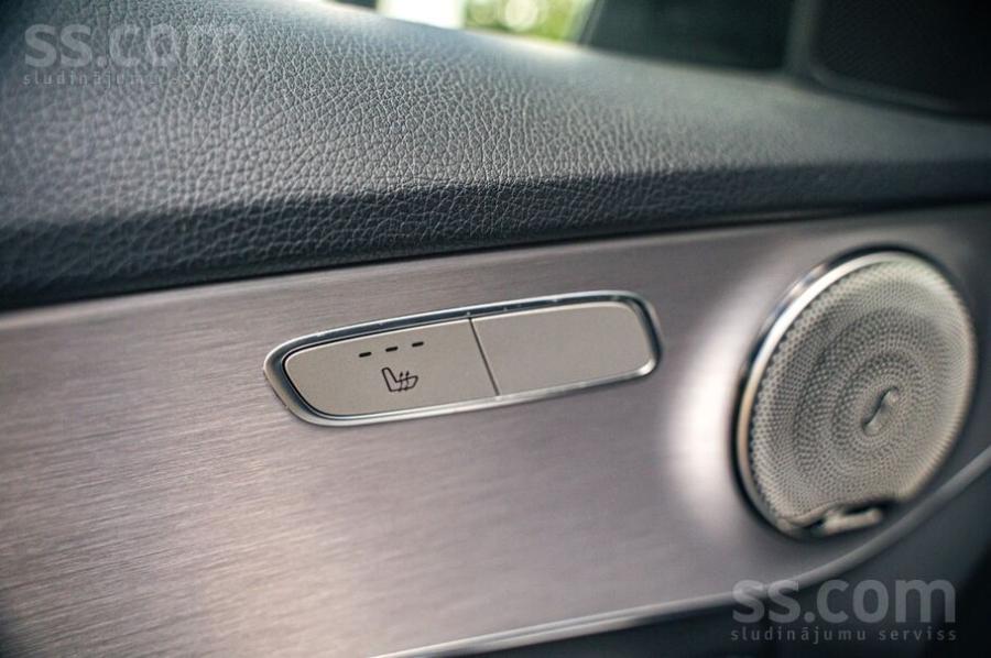 Black Mercedes-Benz C 200 2019 in Riga, with an engine capacity of 1.60 L and mileage of 185 thousand km for 14990 €, photo 18 on AUTOMOTO.COM.LV