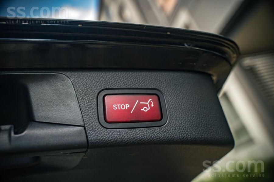 Black Mercedes-Benz C 200 2019 in Riga, with an engine capacity of 1.60 L and mileage of 185 thousand km for 14990 €, photo 28 on AUTOMOTO.COM.LV