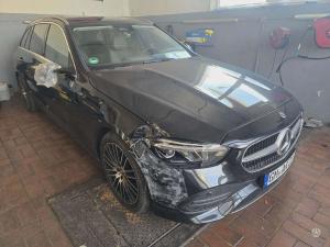 Melns Mercedes-Benz C 200 2023 Kauņa, ar dzinēja tilpumu 2.00 L un nobraukumu 100 tūkst. km par 19750 €, foto 10 vietnē AUTOMOTO.COM.LV