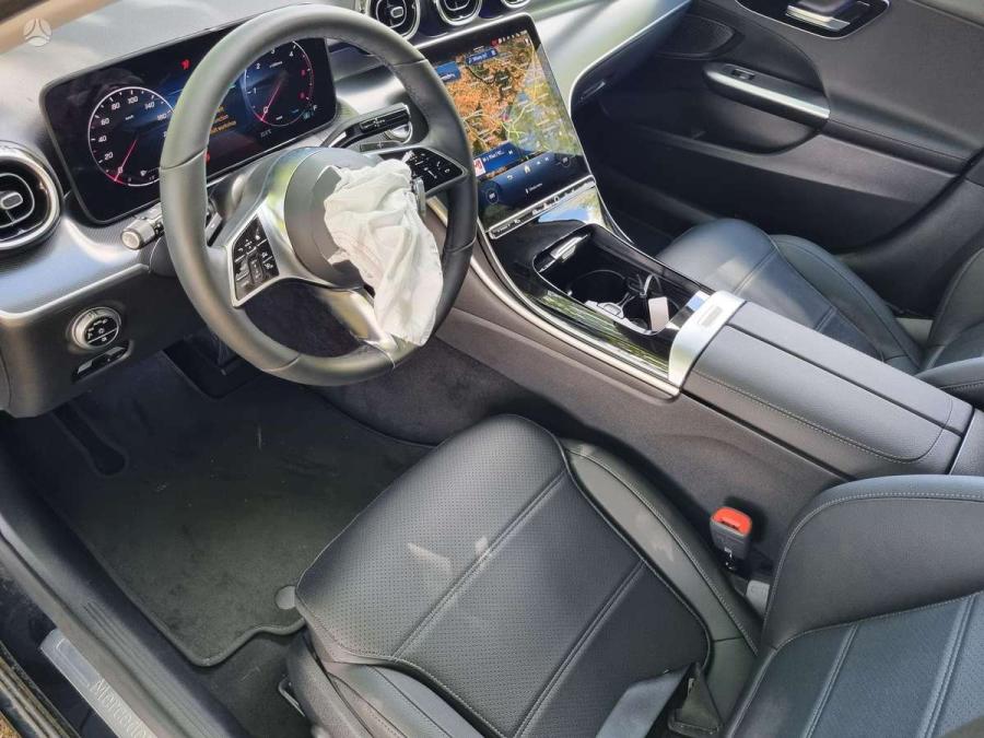 Black Mercedes-Benz C 200 2025 in Prienai, with an engine capacity of 1.99 L and mileage of 8 thousand km for 12890 €, photo 7 on AUTOMOTO.COM.LV