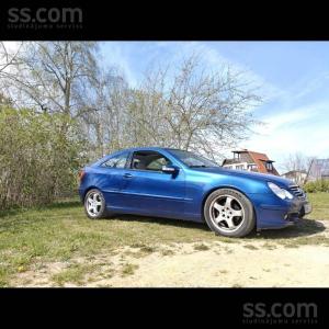 Zils Mercedes-Benz C 200 2001 Kuldīga, ar dzinēja tilpumu 2.00 L un nobraukumu 308 tūkst. km par 800 €, foto 3 vietnē AUTOMOTO.COM.LV