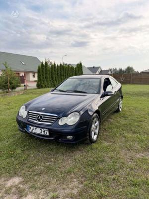 Blue Mercedes-Benz C 200 2006 in Panevezys, with an engine capacity of 1.80 L and mileage of 360 thousand km for 2000 €, photo  on AUTOMOTO.COM.LV