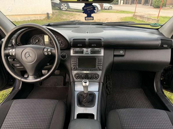 Blue Mercedes-Benz C 200 2006 in Panevezys, with an engine capacity of 1.80 L and mileage of 360 thousand km for 2000 €, photo 8 on AUTOMOTO.COM.LV