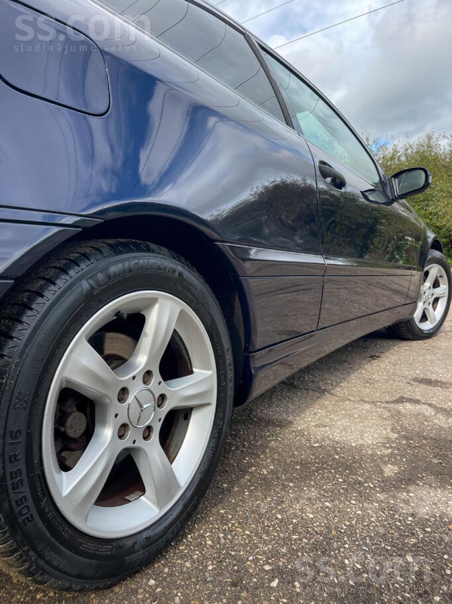 Zils Mercedes-Benz C 200 2007 Ogre, ar dzinēja tilpumu 1.80 L un nobraukumu 275 tūkst. km par 2750 €, foto 9 vietnē AUTOMOTO.COM.LV