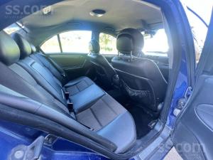 Zils Mercedes-Benz C 200 2004 Rīga, ar dzinēja tilpumu 2.20 L un nobraukumu 330 tūkst. km par 1370 €, foto 7 vietnē AUTOMOTO.COM.LV