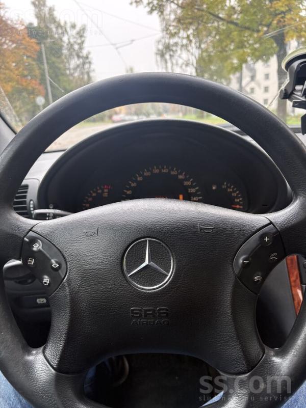 Zils Mercedes-Benz C 200 2004 Rīga, ar dzinēja tilpumu 2.20 L un nobraukumu 342 tūkst. km par 1450 €, foto 8 vietnē AUTOMOTO.COM.LV