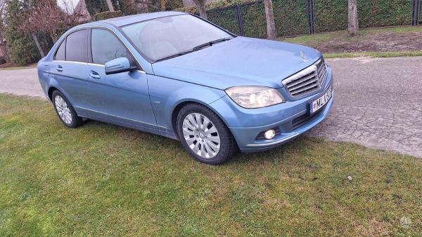 Blue Mercedes-Benz C 200 2011 in Joniskis, with an engine capacity of 2.20 L and mileage of 290 thousand km for 6399 €, photo 1 on AUTOMOTO.COM.LV