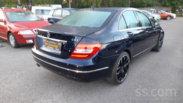 Blue Mercedes-Benz C 200 2011 in Riga, with an engine capacity of 2.20 L and mileage of 242 thousand km for 6850 €, photo 9 on AUTOMOTO.COM.LV
