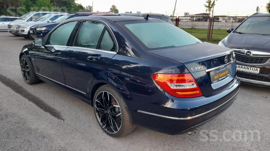 Blue Mercedes-Benz C 200 2011 in Riga, with an engine capacity of 2.20 L and mileage of 242 thousand km for 6850 €, photo 5 on AUTOMOTO.COM.LV