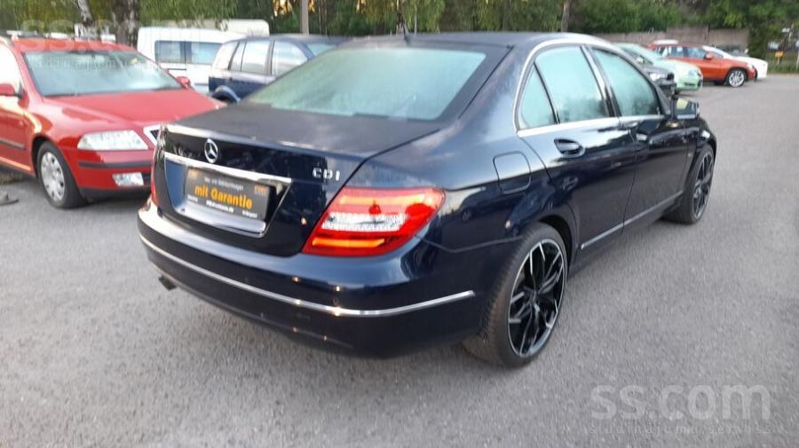 Blue Mercedes-Benz C 200 2011 in Riga, with an engine capacity of 2.20 L and mileage of 242 thousand km for 6850 €, photo 10 on AUTOMOTO.COM.LV
