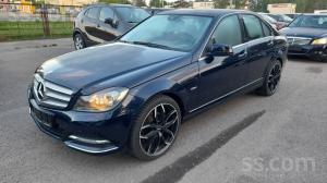 Blue Mercedes-Benz C 200 2011 in Riga, with an engine capacity of 2.20 L and mileage of 242 thousand km for 6850 €, photo 16 on AUTOMOTO.COM.LV