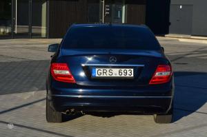 Zils Mercedes-Benz C 200 2011 Šauļi, ar dzinēja tilpumu 2.14 L un nobraukumu 250 tūkst. km par 5400 €, foto 10 vietnē AUTOMOTO.COM.LV